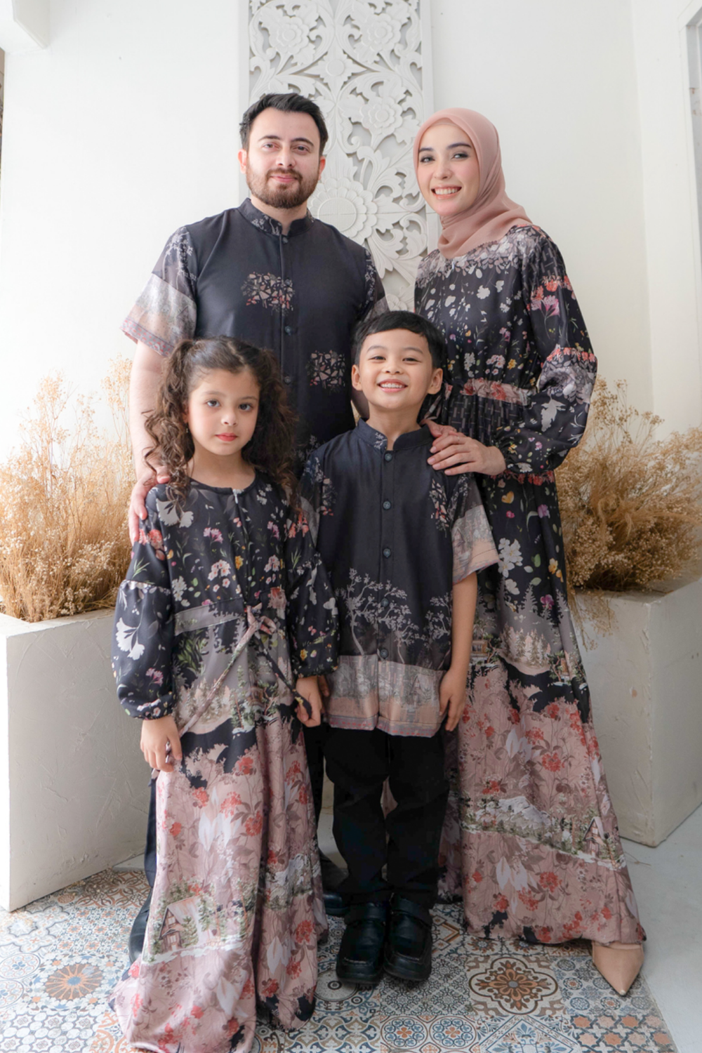 Wana Family Set - Black